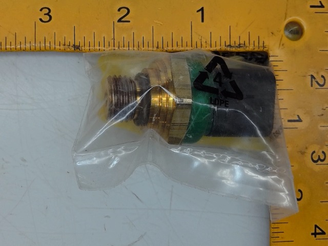 RE575415 - PRESSURE SENSOR fits JOHN DEERE | Price: $27.99 to $94.52