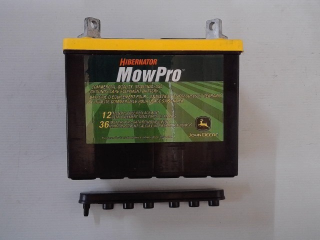TY21752 - BATTERY fits JOHN DEERE